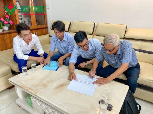 Ký hợp đồng xây dựng nhà 1 trệt 2 lầu sân thượng tum thang 4x10m nhà ...